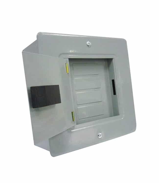 BK06 CAJA PARA BREAKER DE EMPOTRAR CON TAPA X 4 LINEA THQL - Lumistar